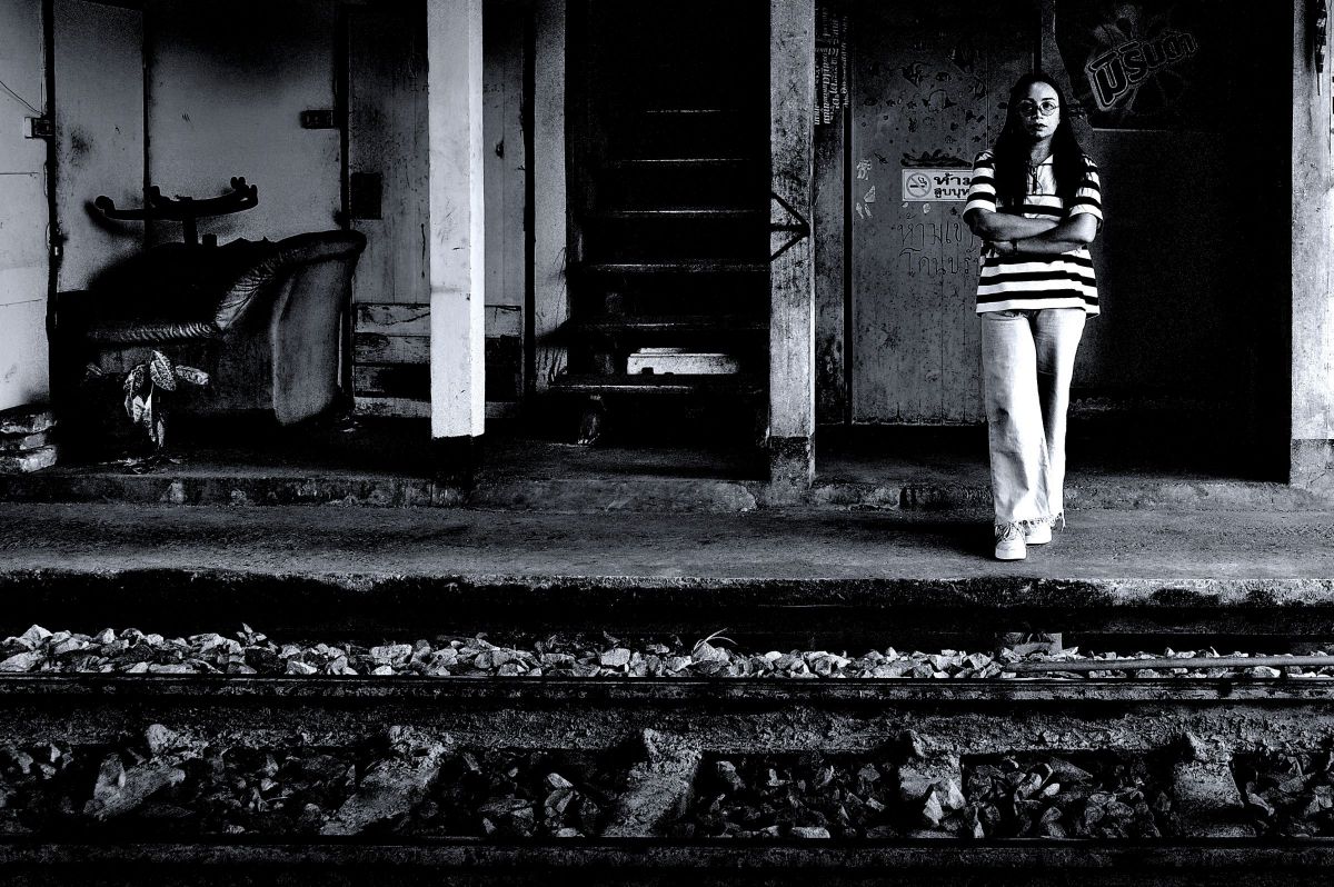 scene with sofa | GANREF