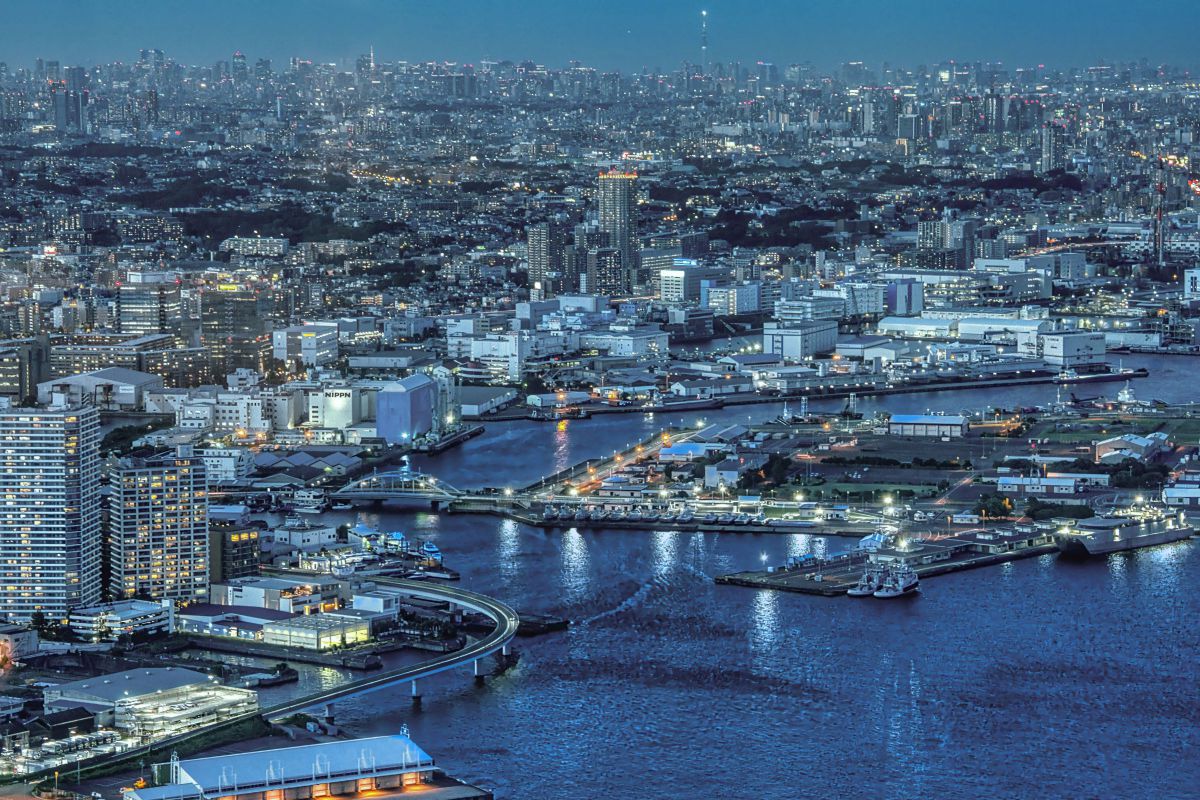 horizontal Tokyo | GANREF