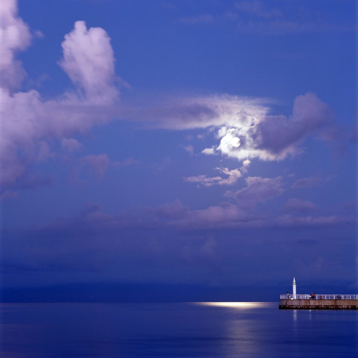 Halloween Blue Moon 2012 | GANREF