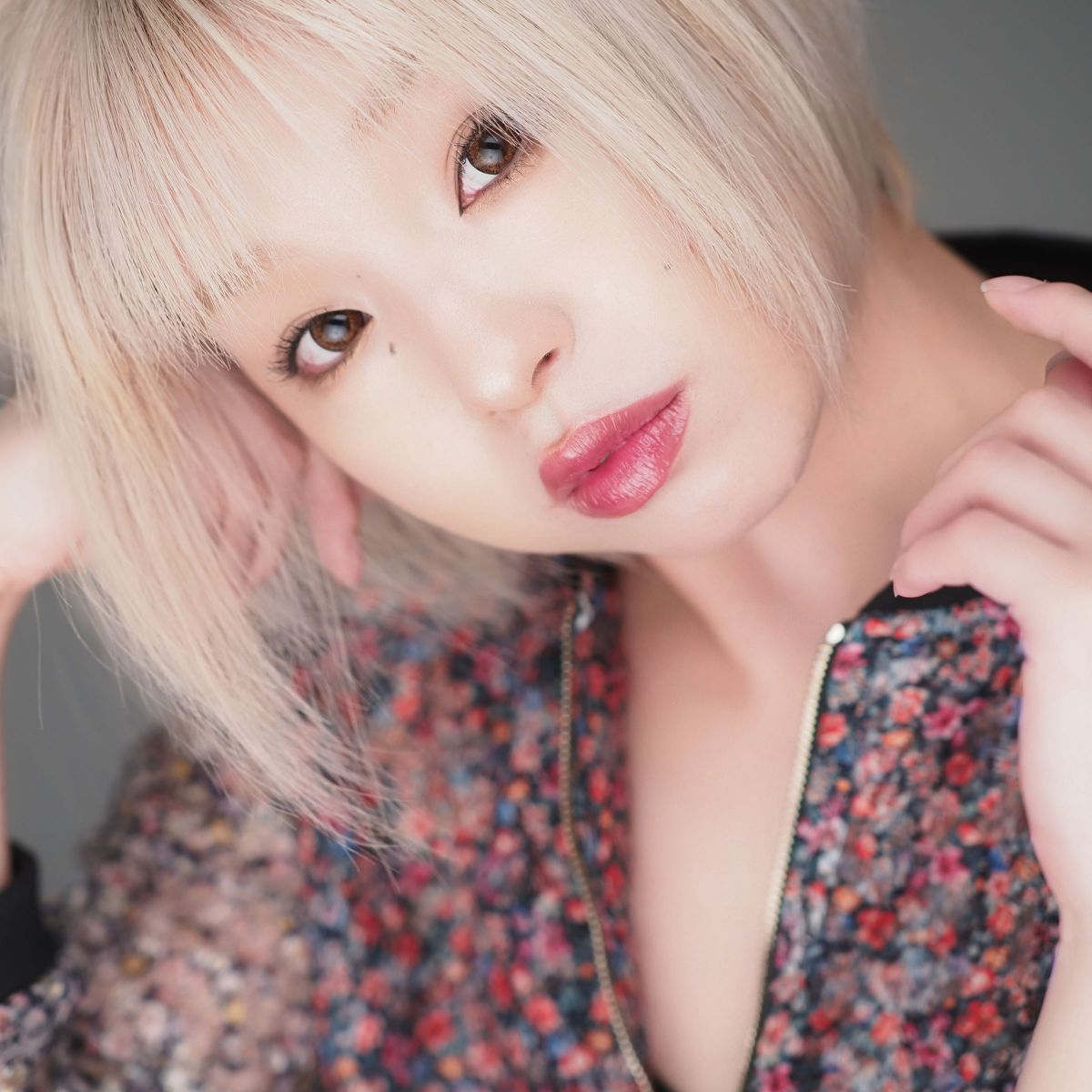 I Feel the Earth Move | GANREF