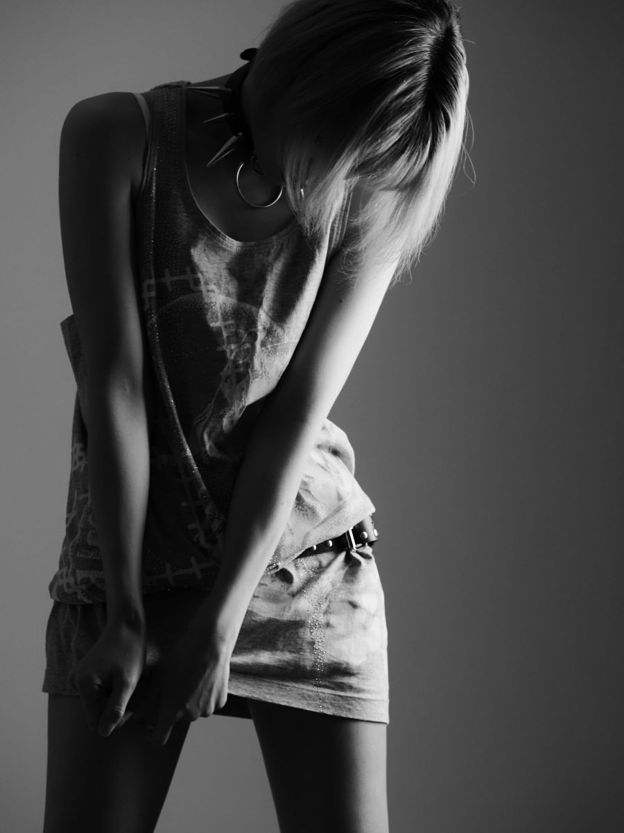 Edge of Darkness | GANREF