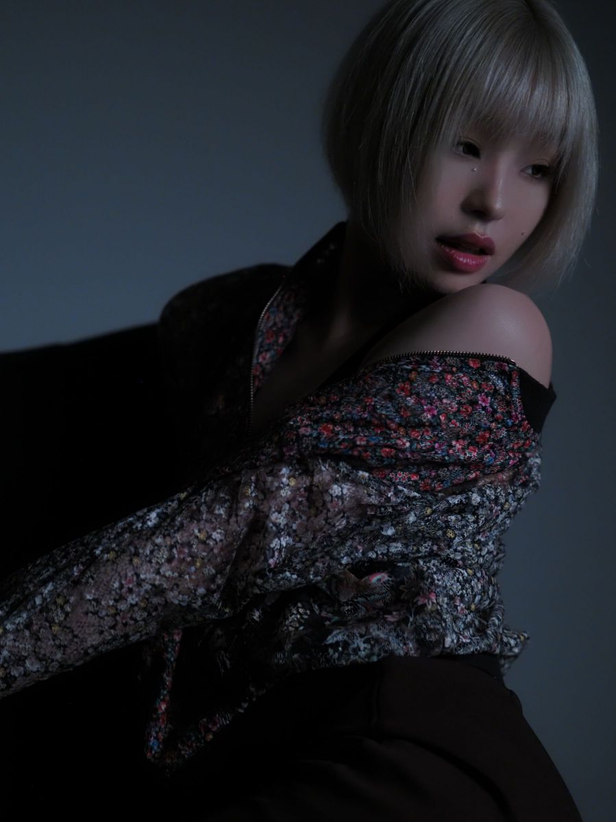 I Feel the Earth Move | GANREF