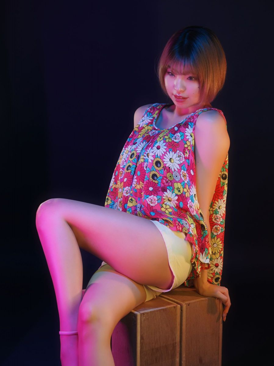 She's A Rainbow | GANREF