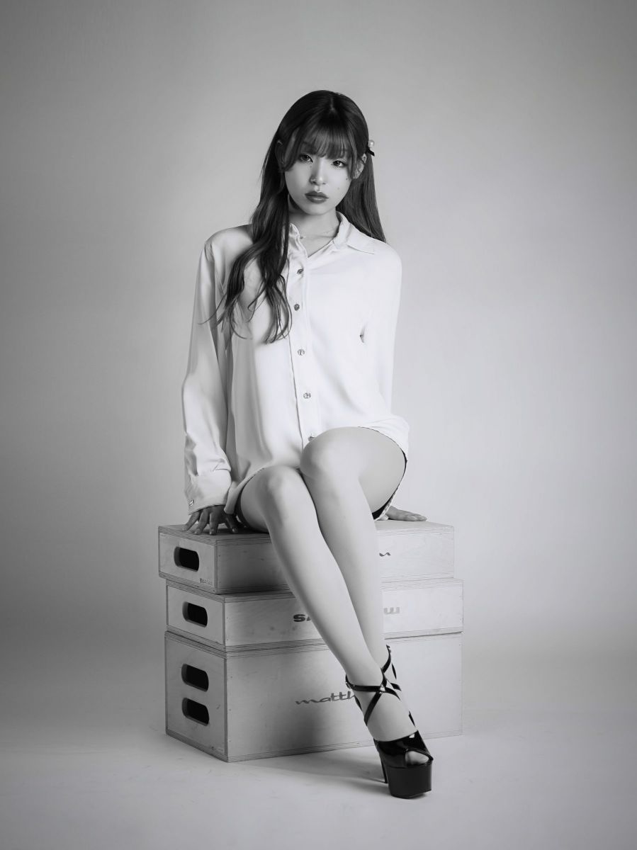 White Shirt | GANREF