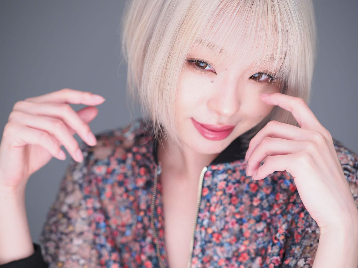 Can't take my eyes off you | GANREF