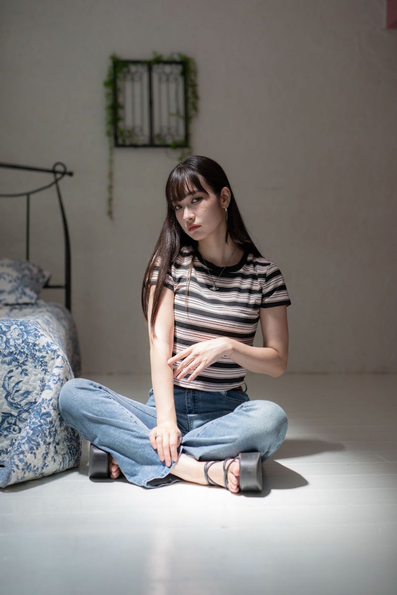 差し込む光を浴びて（2） | GANREF