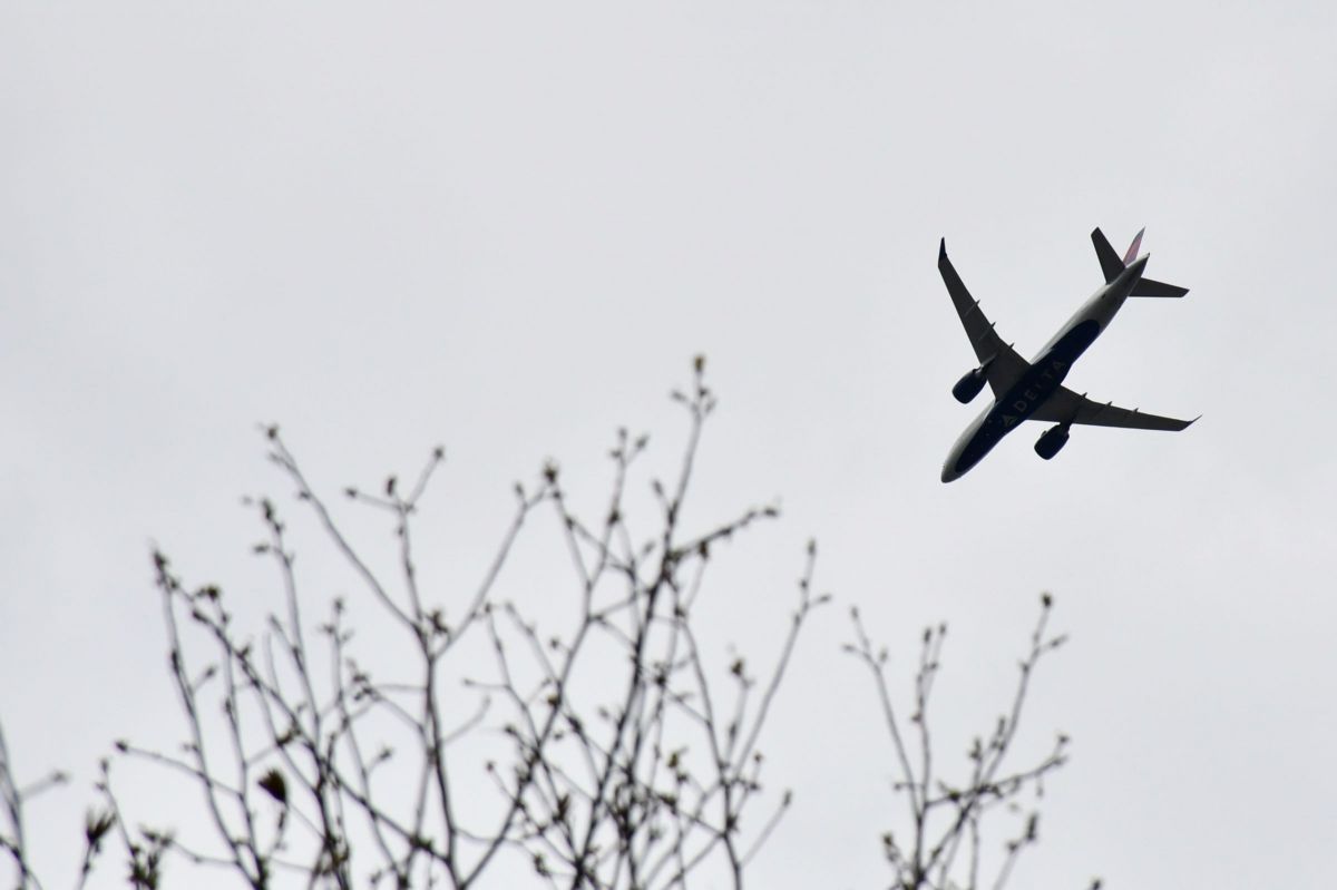 Flying to .... | GANREF