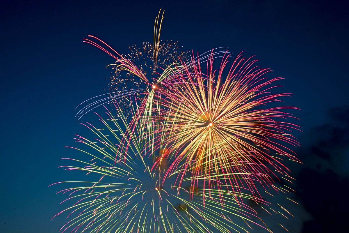 evening fireworks | GANREF