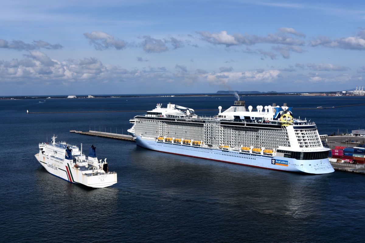 SPECTRUM OF THE SEAS 03 | GANREF