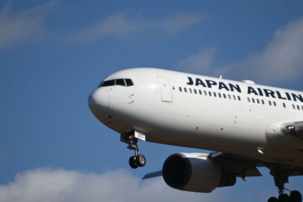 JAL1262 | GANREF