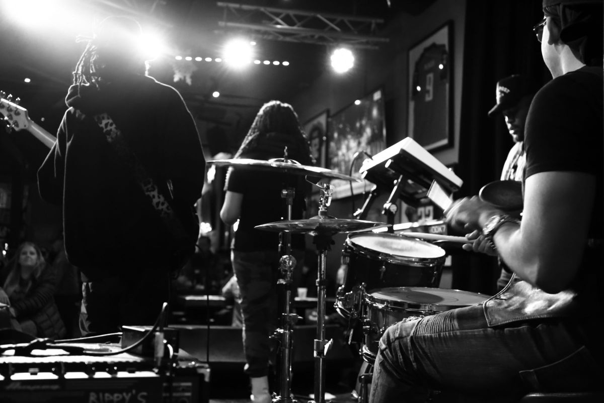 Band of the night | GANREF