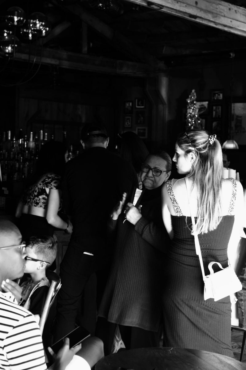 Between the Bars | GANREF