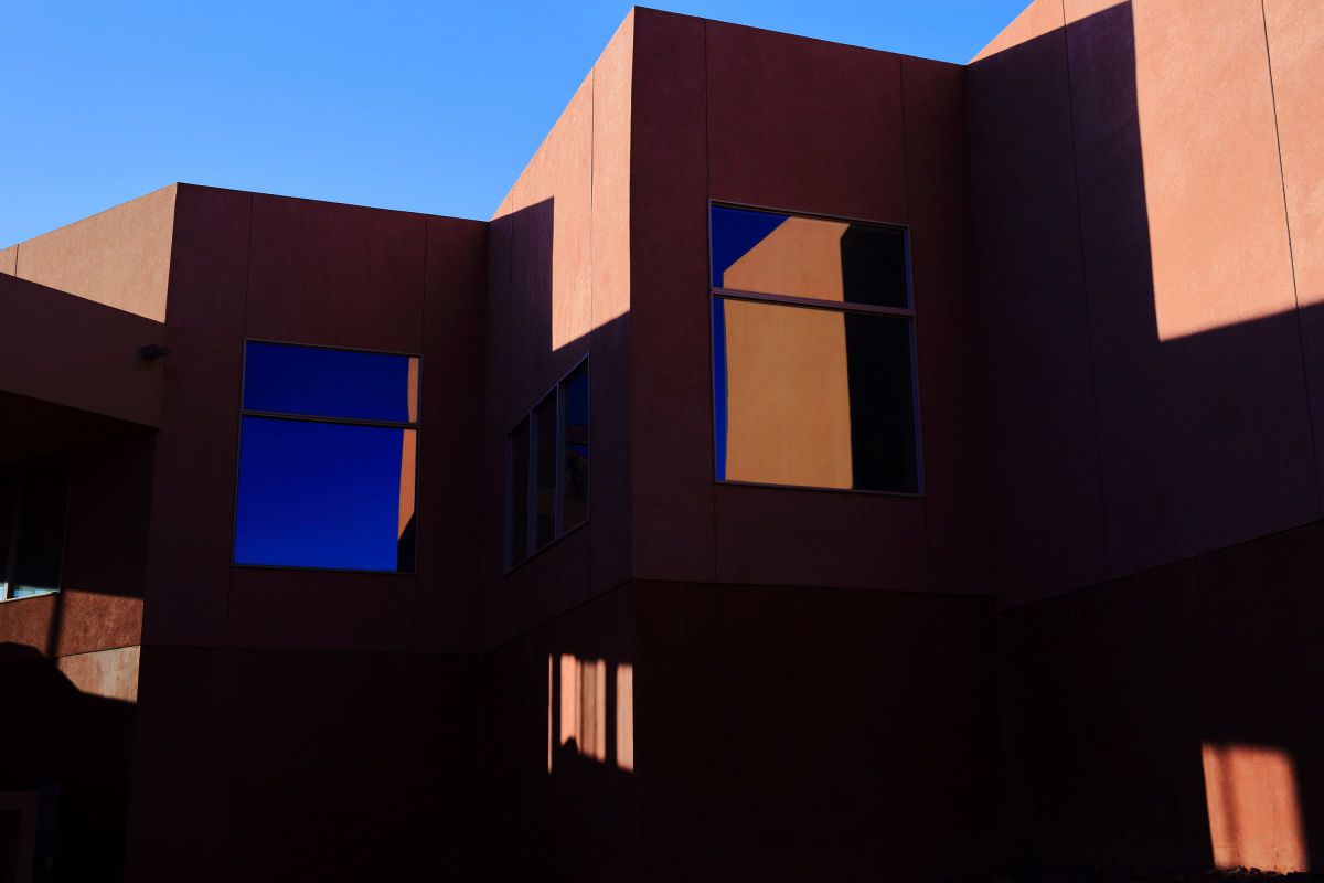 Light - Reflection - Shadow | GANREF