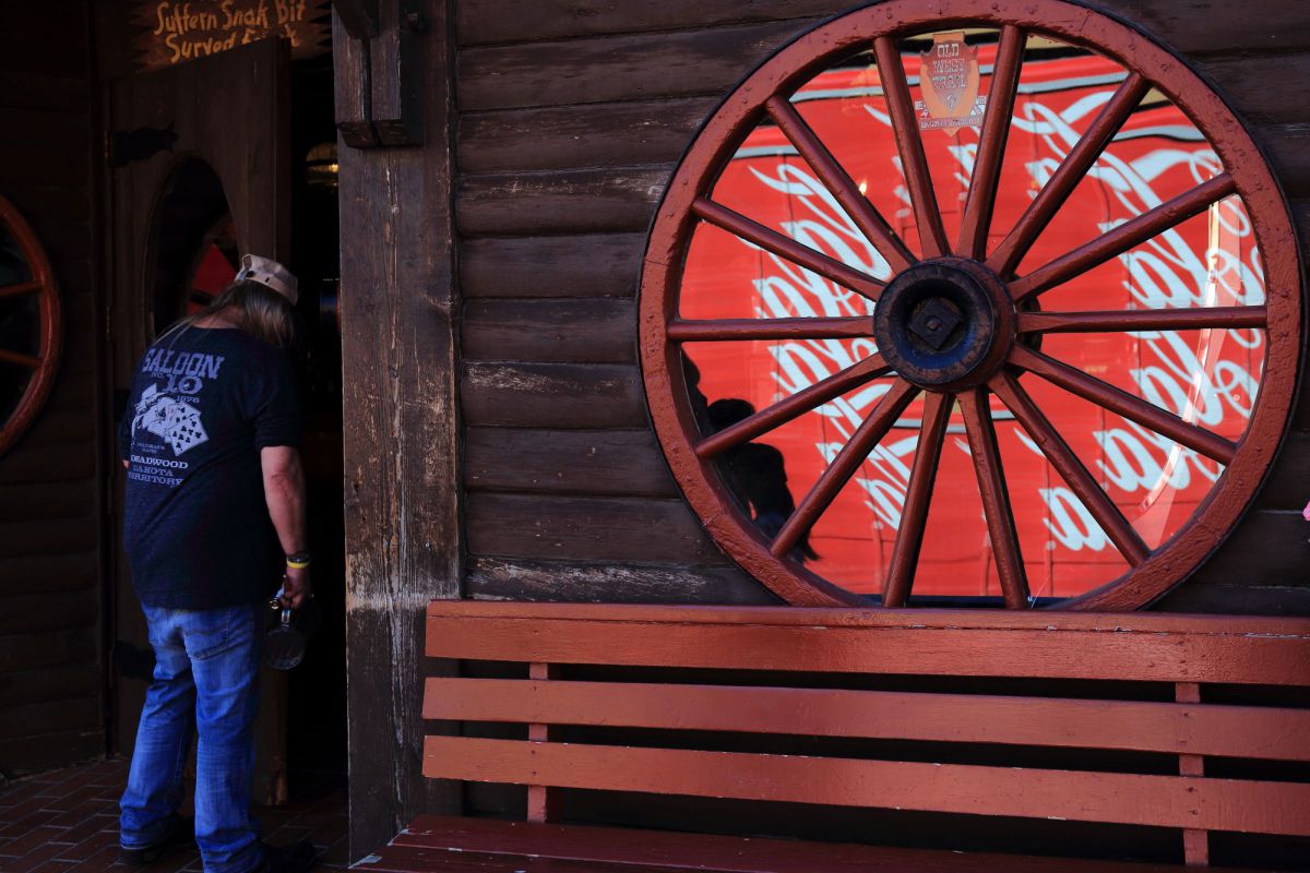Wheel of Coke | GANREF