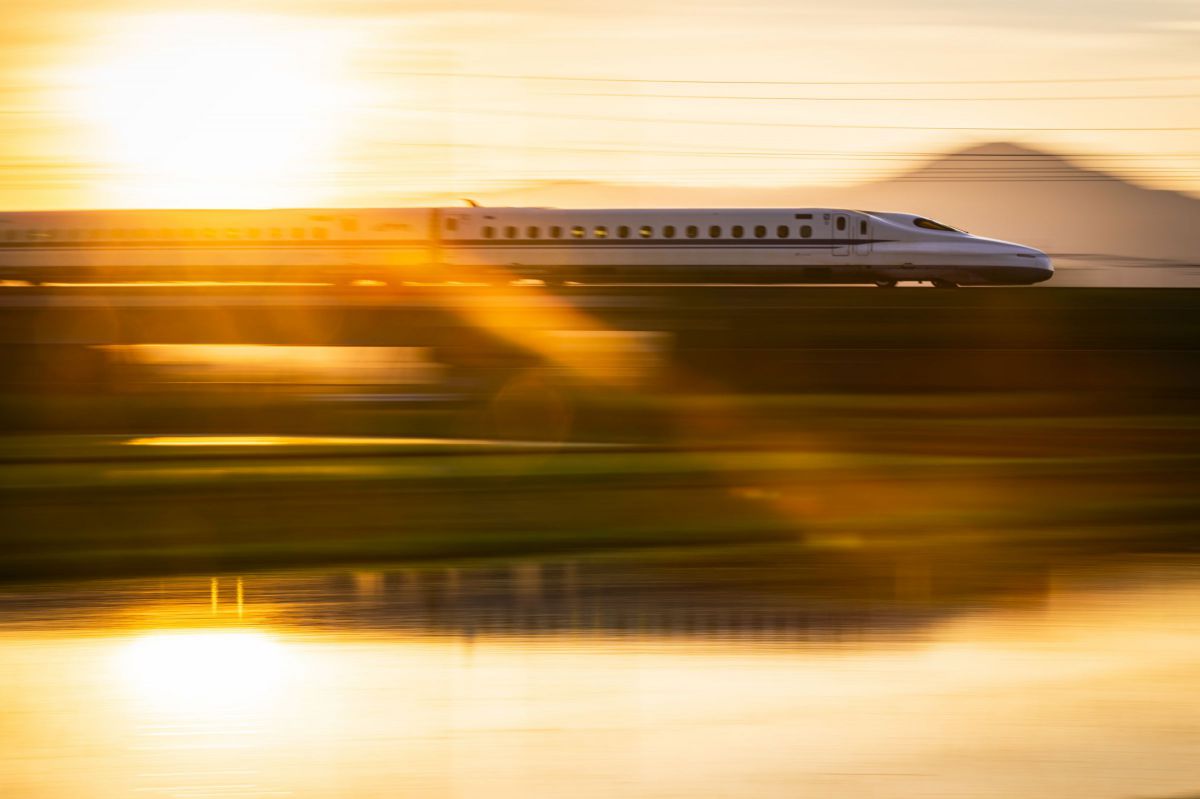 ひかりの競演 | GANREF