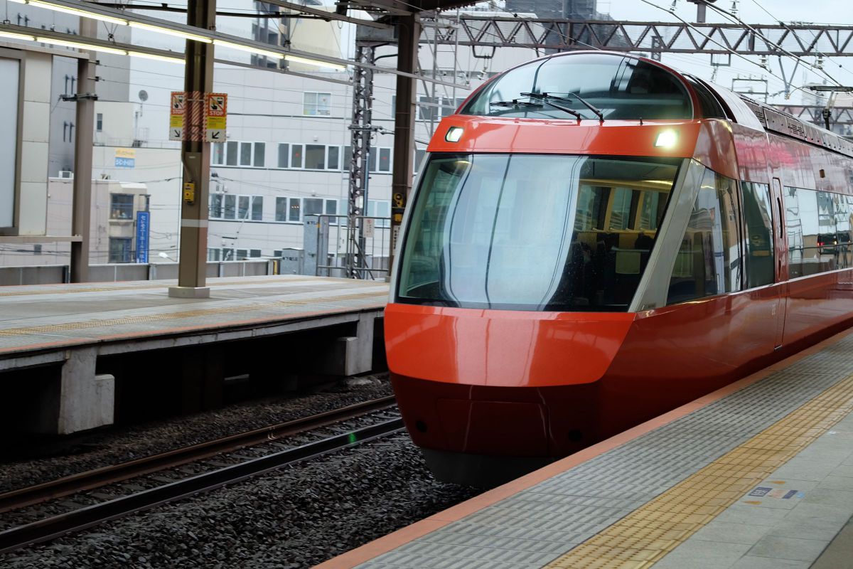 小田急特急ロマンスカー GSE。 | GANREF