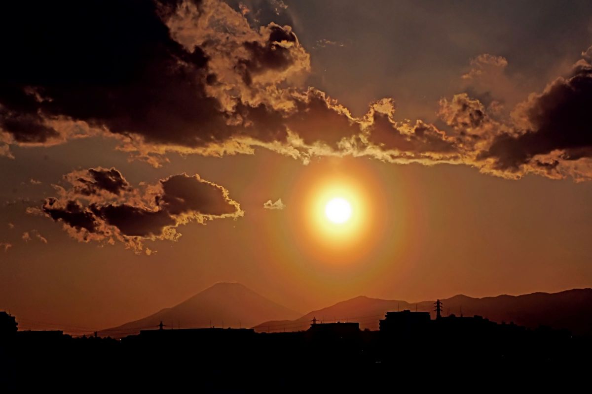 夕富士 2025年3月17日 | GANREF