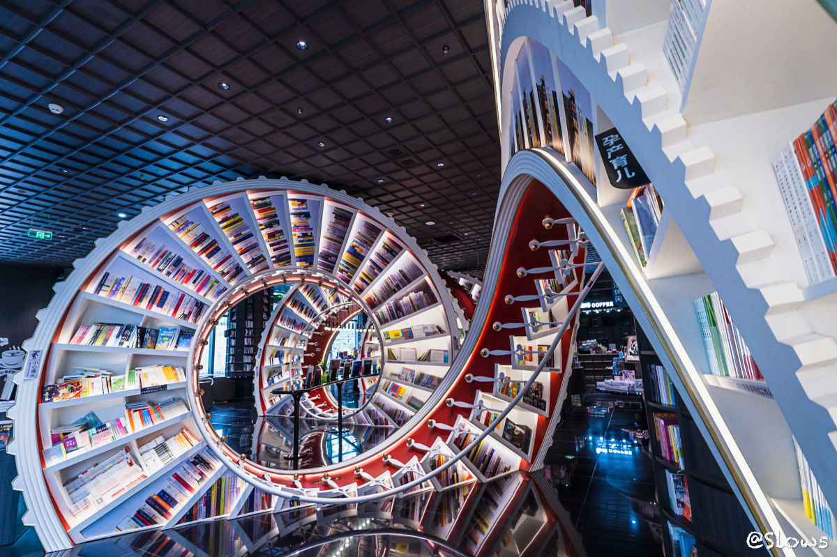 見果てぬBooks | GANREF