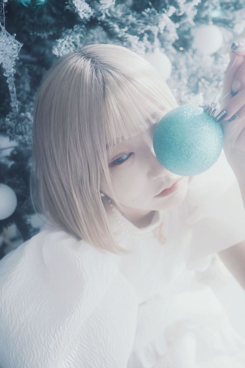 White X’mas | GANREF