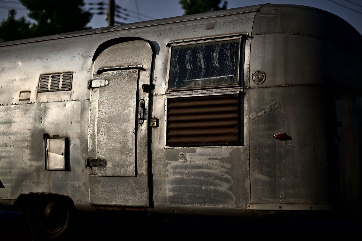 Old Mobile Home | GANREF