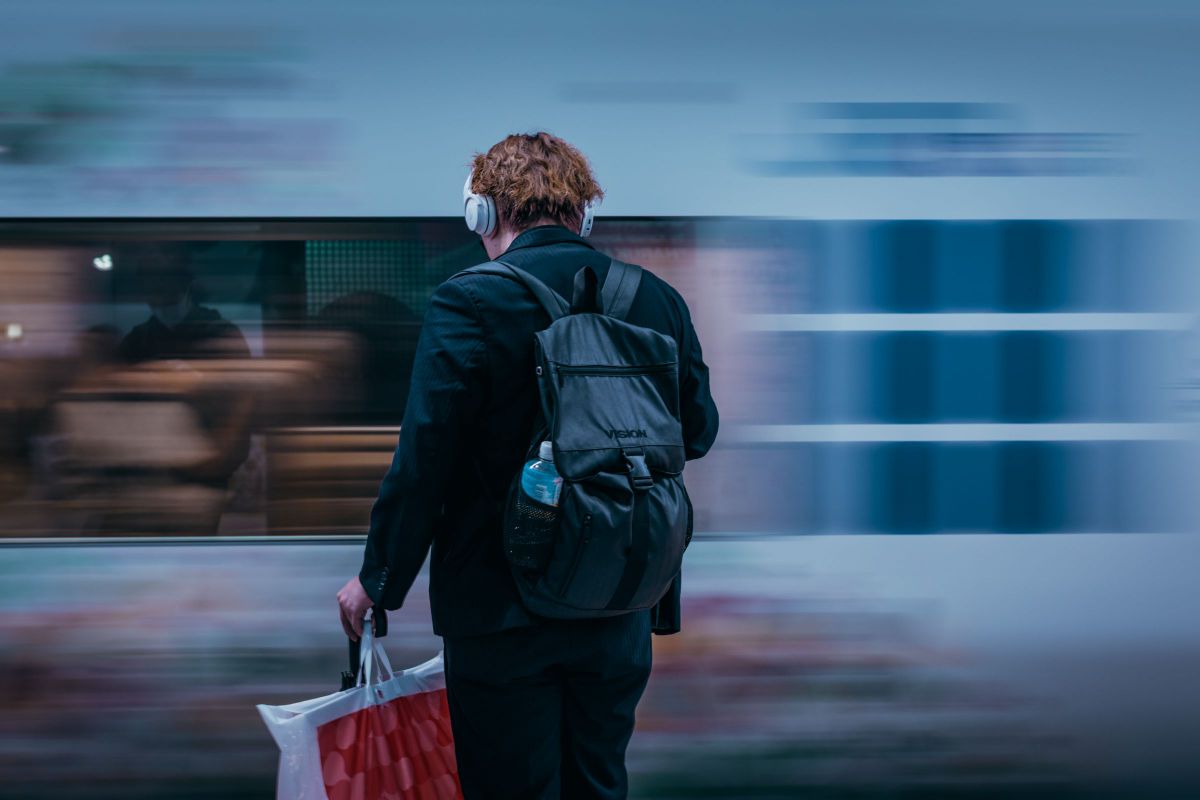 Just passing through | GANREF