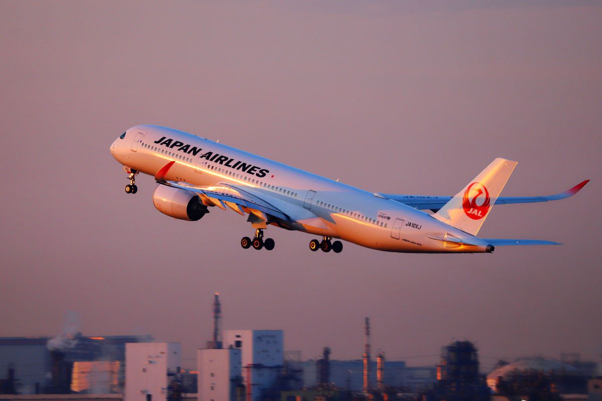 南風の朝 輝くA350-900 | GANREF