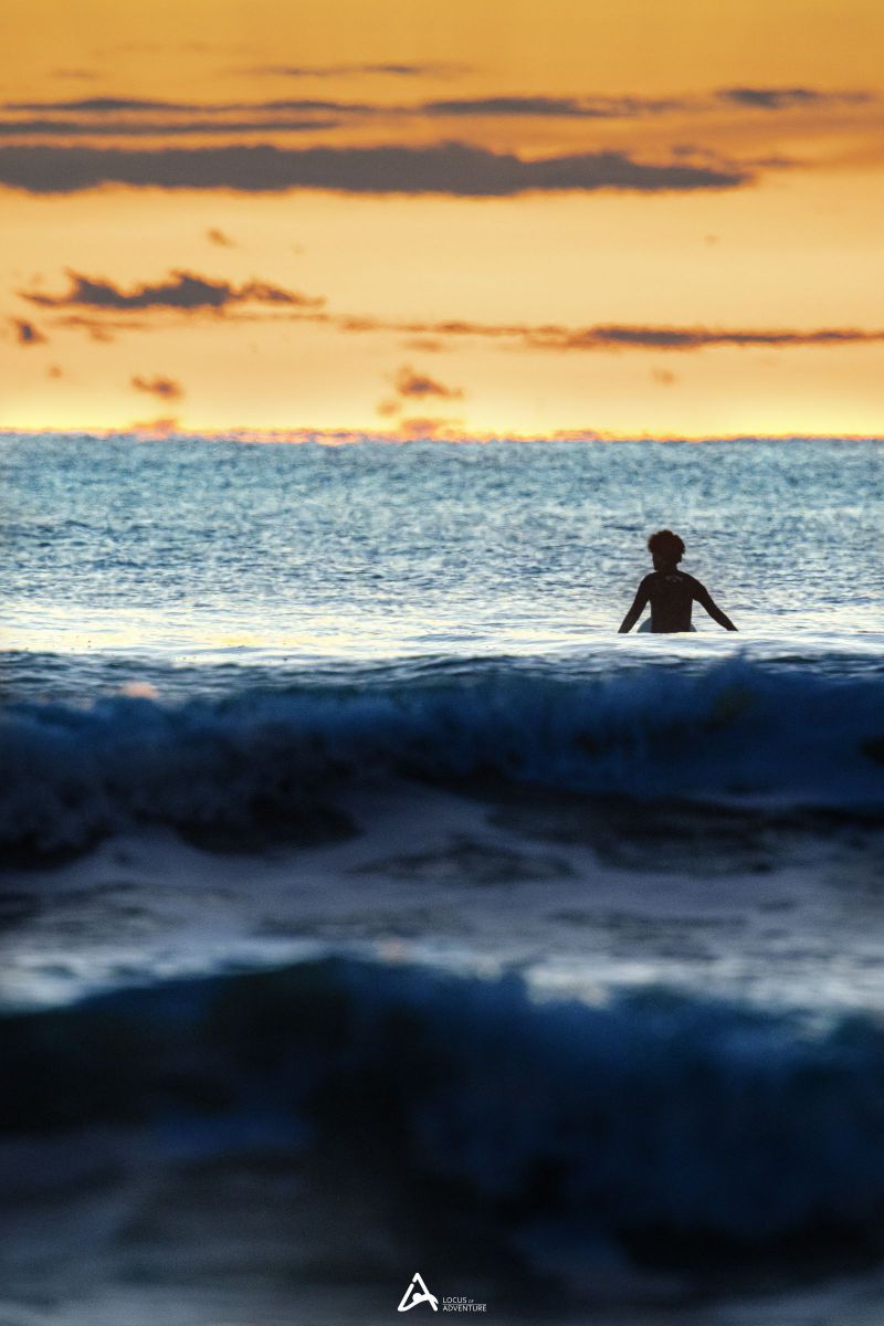 一番近くで日の出を待つ人 | GANREF