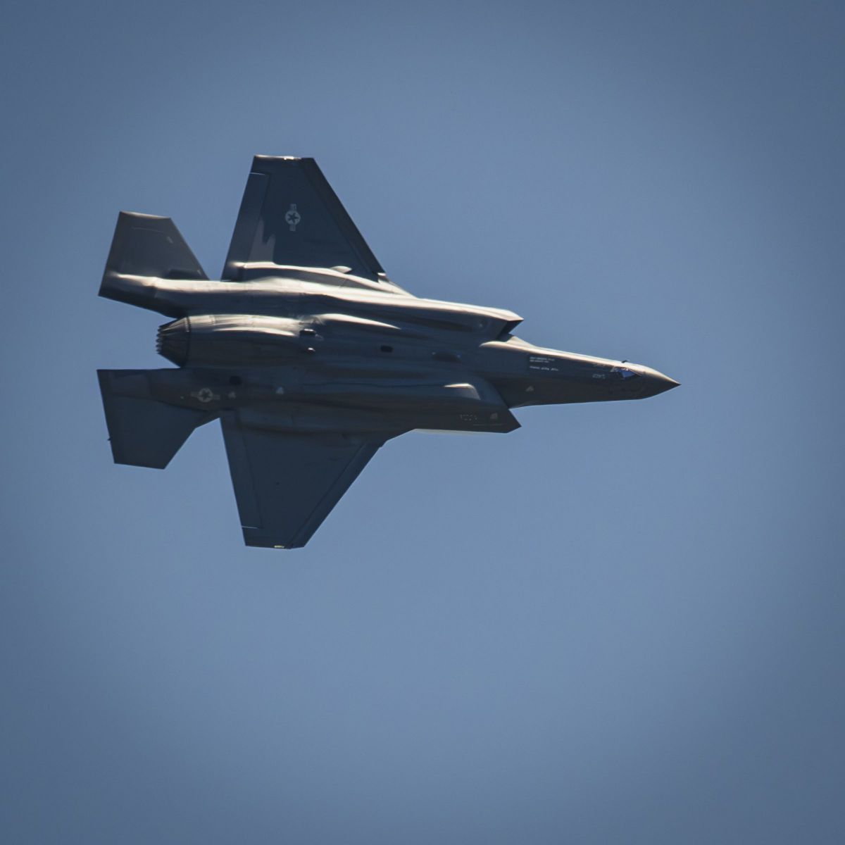 百里、F-35! | GANREF