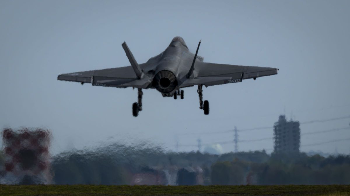 厚木、F-35! | GANREF