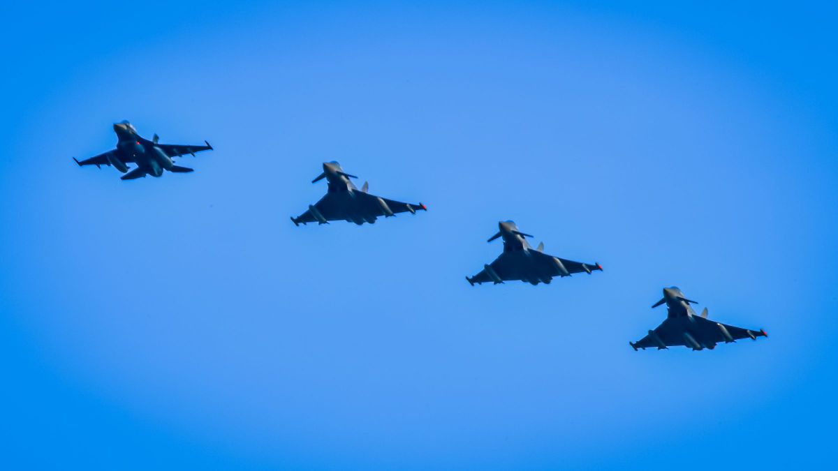 F-2 & Typhoon! | GANREF