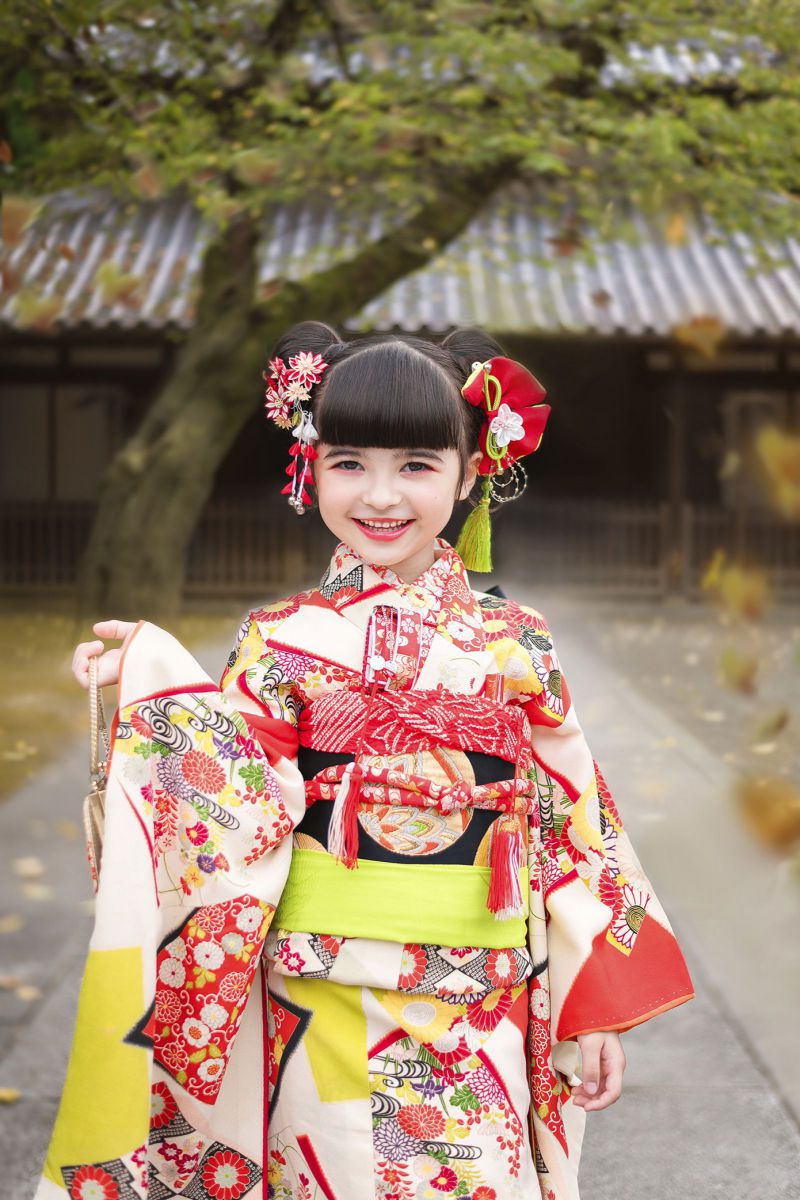 Girl in kimono | GANREF