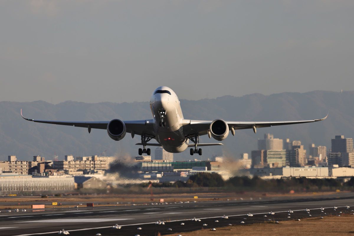 Powerful take off Ⅱ | GANREF