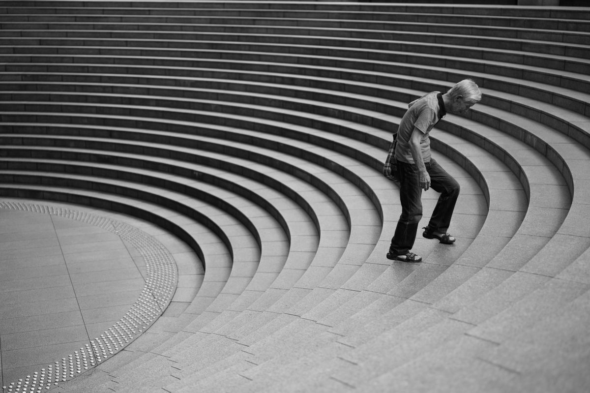 Old man climbing stairs | GANREF