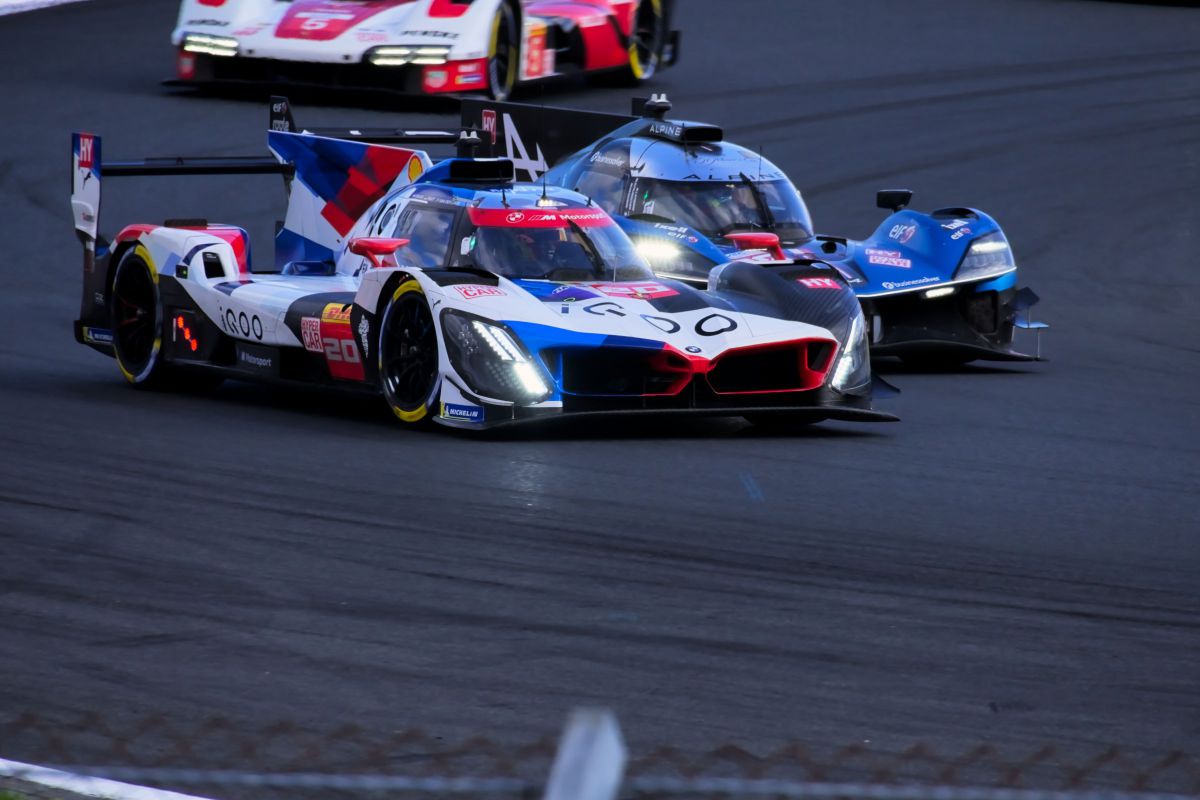 SIDE BY SIDE | GANREF