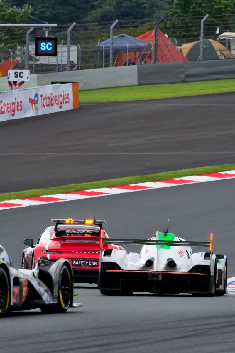 SAFETY CAR is deployed | GANREF