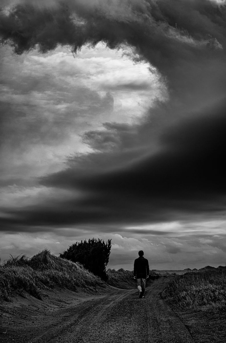 man without a shadow | GANREF