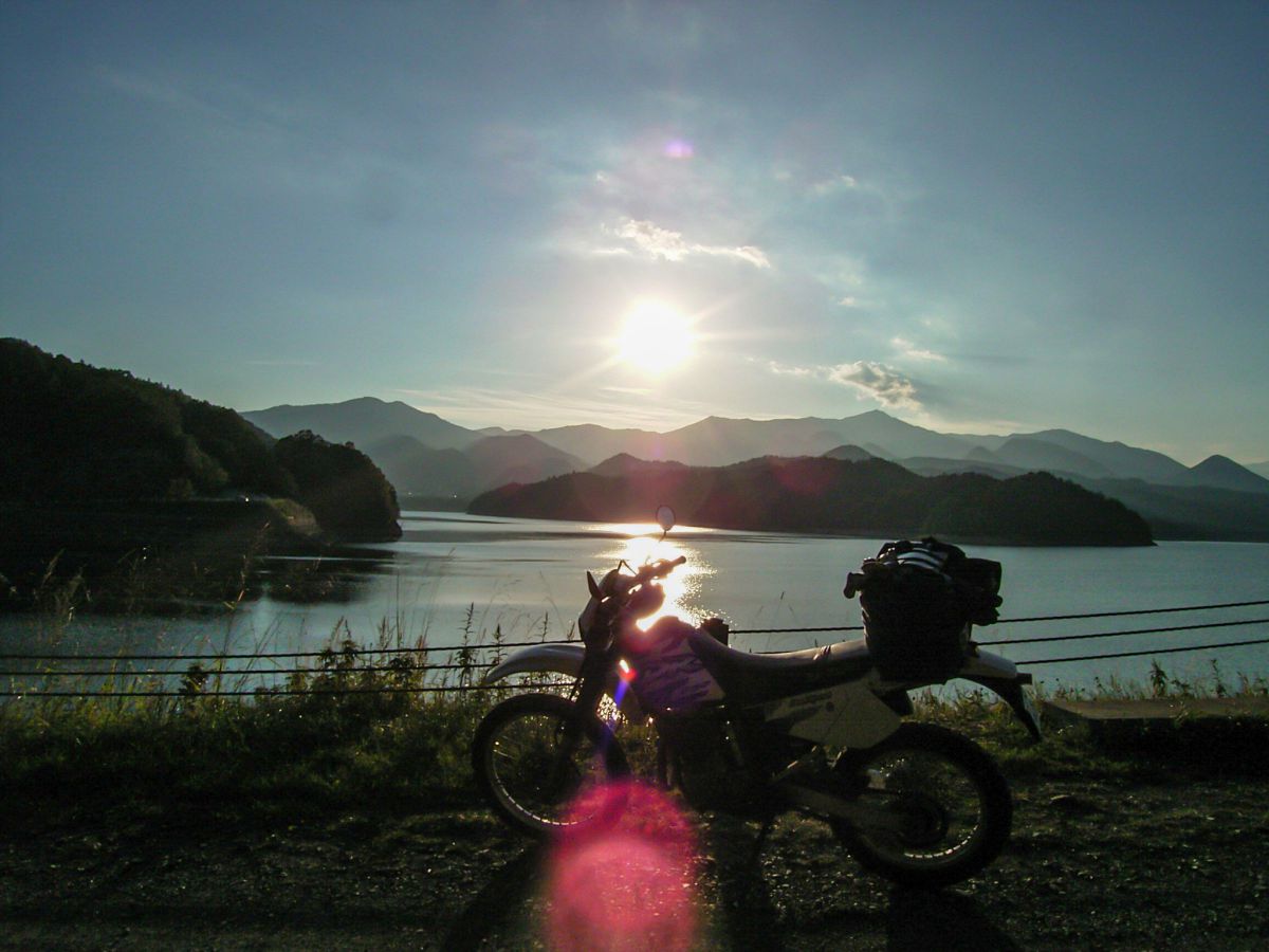 Coffee Break in Lake Nukabira | GANREF