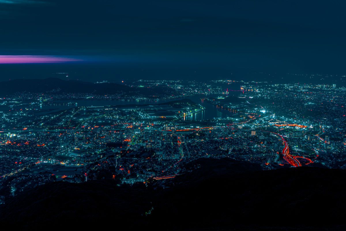 日本新三大夜景・皿倉山(SFバージョン) | GANREF