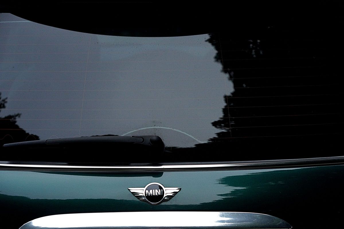 *Rear window | GANREF