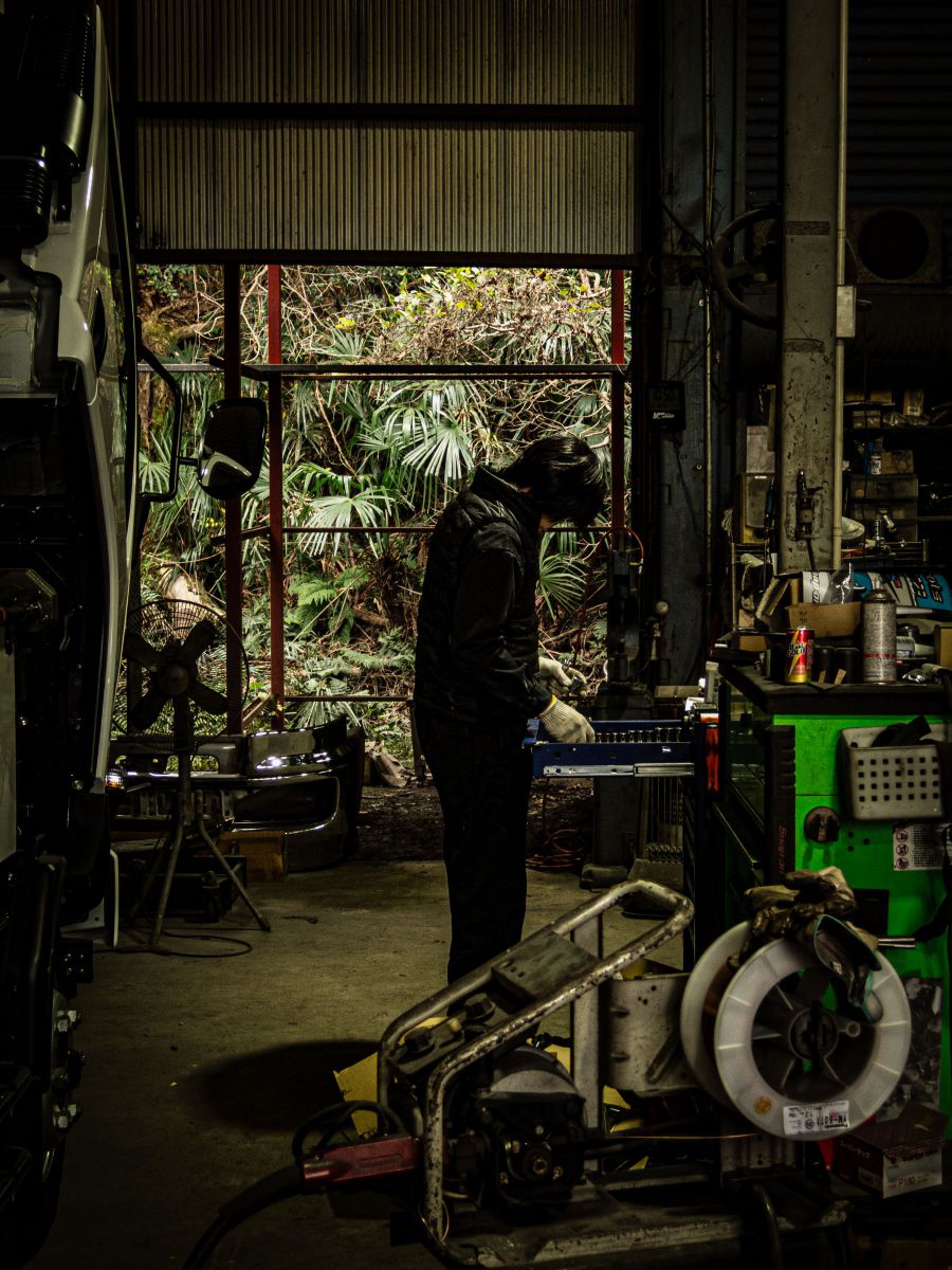 At the Car Factory #04 | GANREF