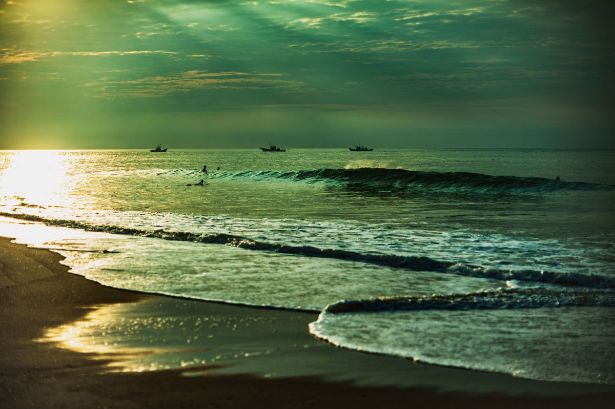 One Morning at the Sea | GANREF