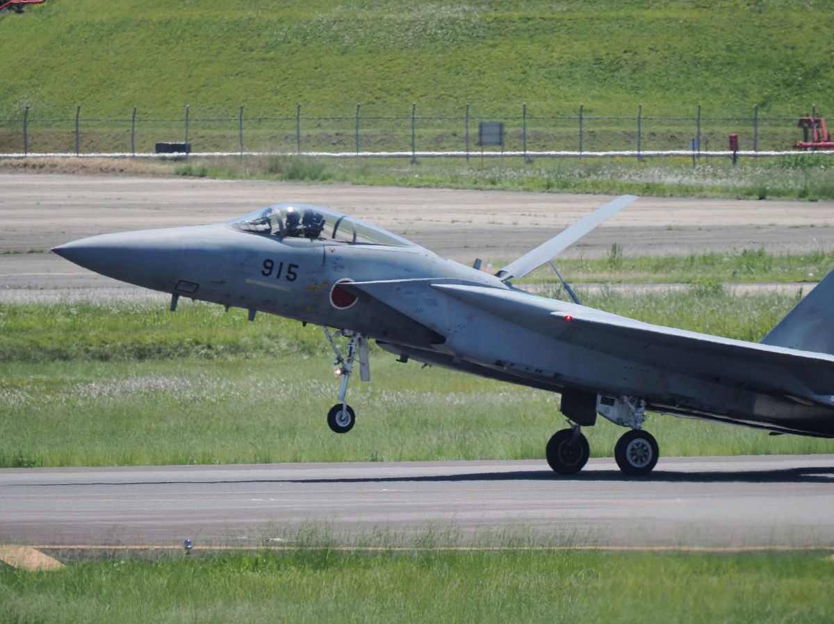 初 F-15 | GANREF