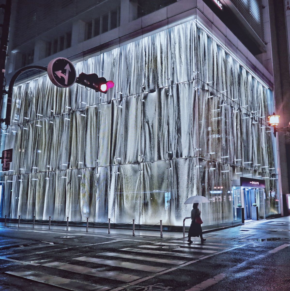 On the corner | GANREF