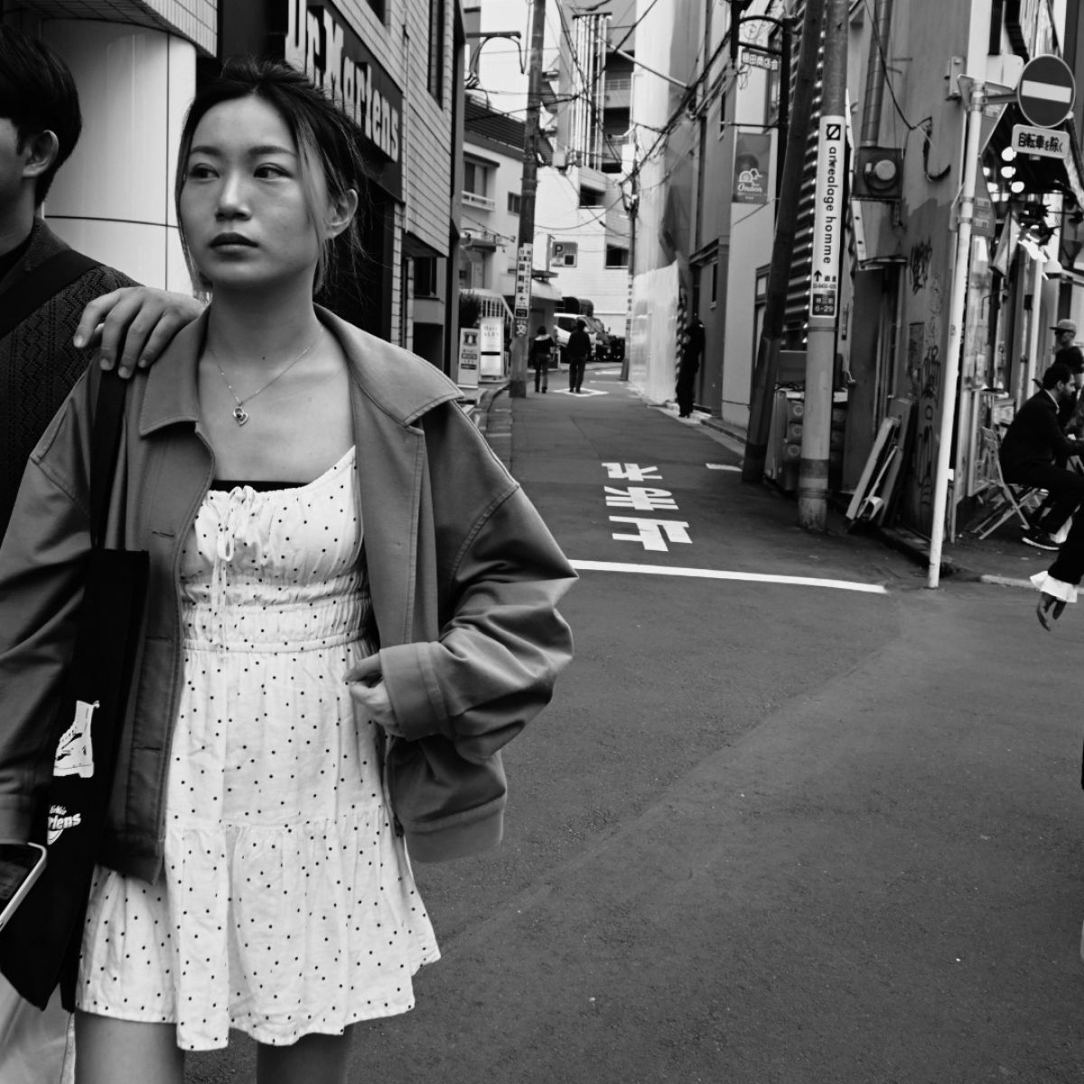 あっち、行こうぜ | GANREF