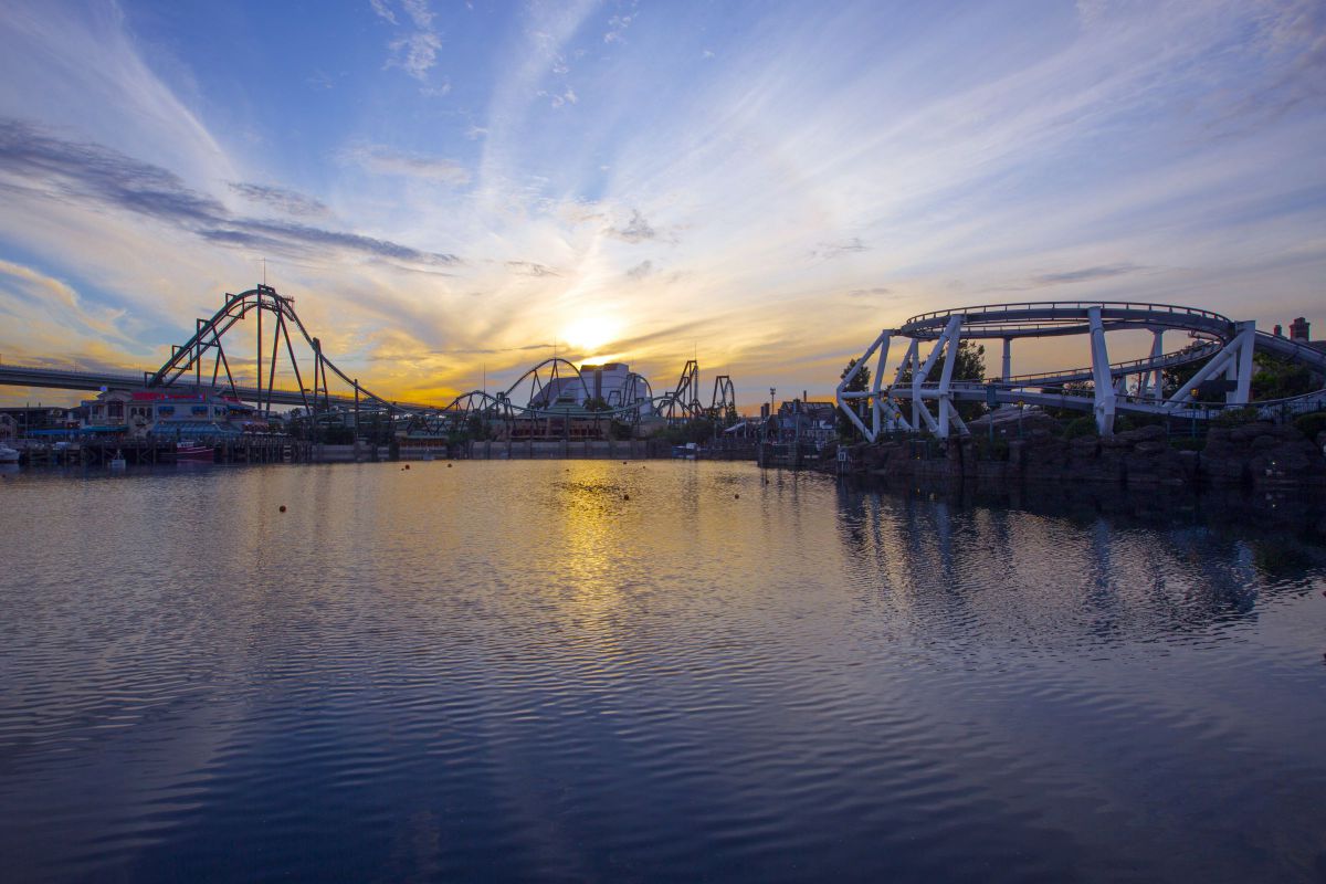 夕焼けの前のUSJラグーン | GANREF