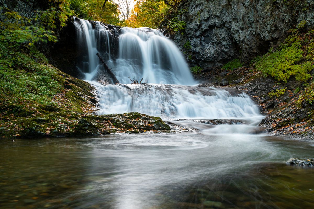 Peace Falls | GANREF