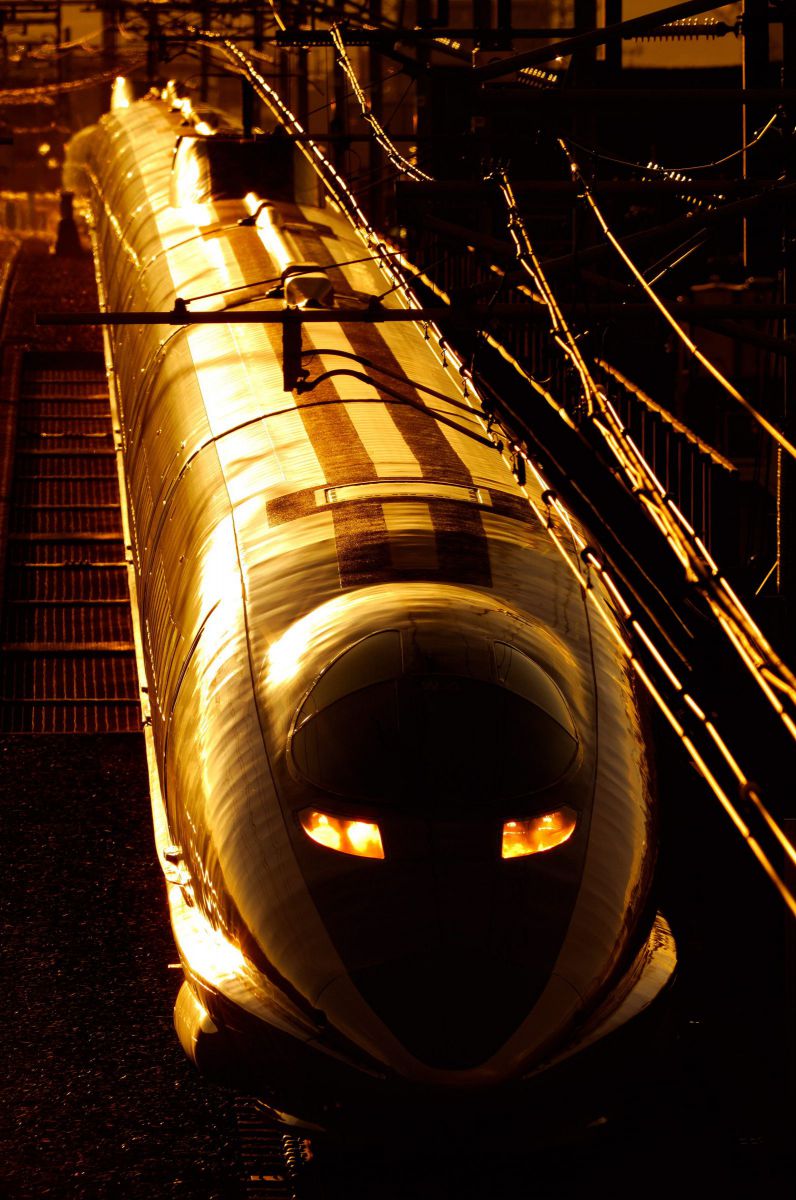 夕暮れの500系 | GANREF