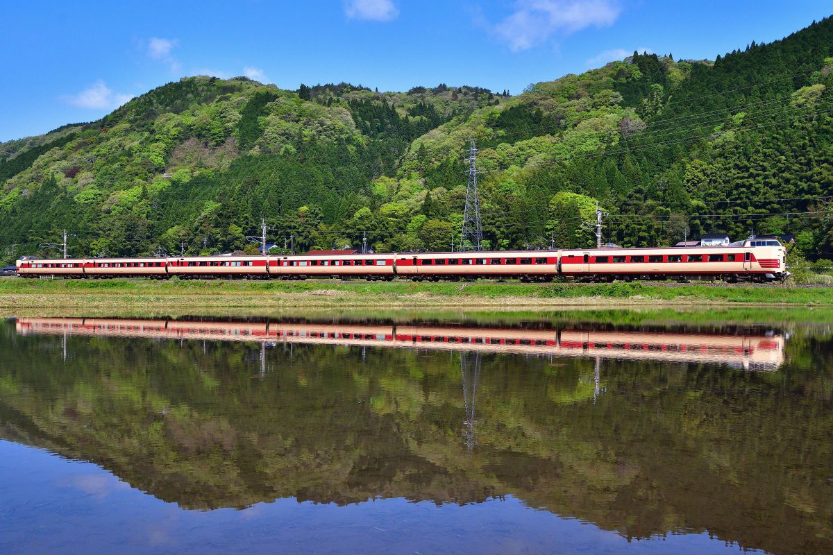 水鏡の381系 | GANREF