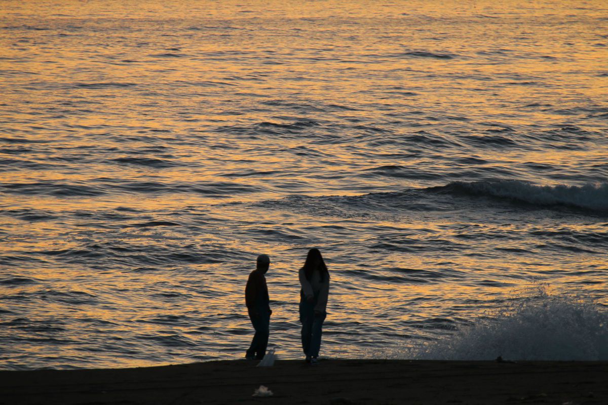 うねうねの波 | GANREF