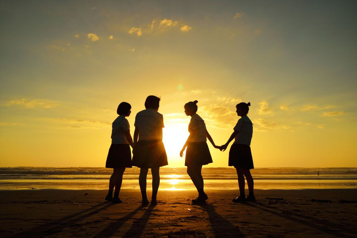 まるで姉妹 | GANREF